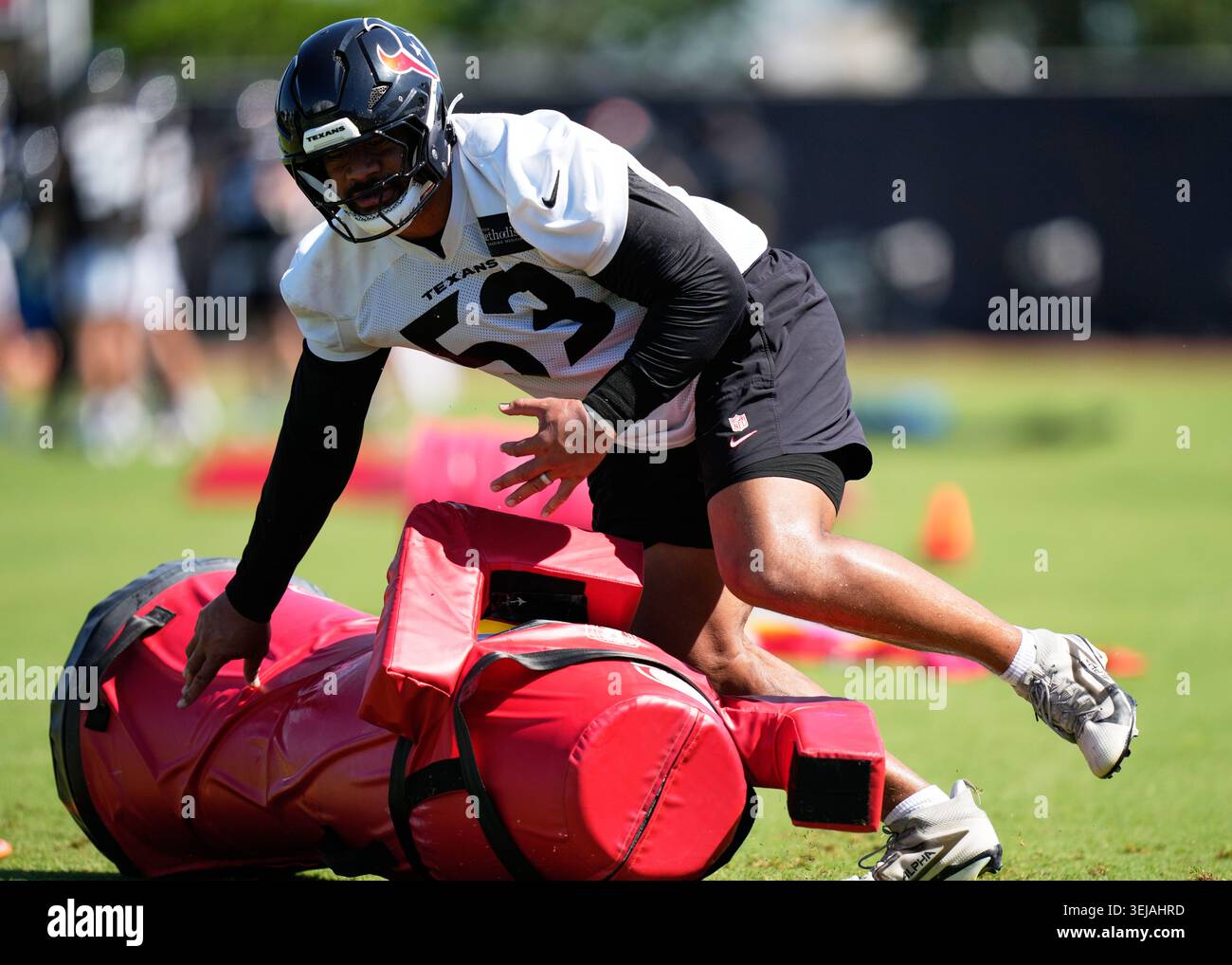 Houston Texans defensive tackle Junior Tafuna participates in the NFL ...
