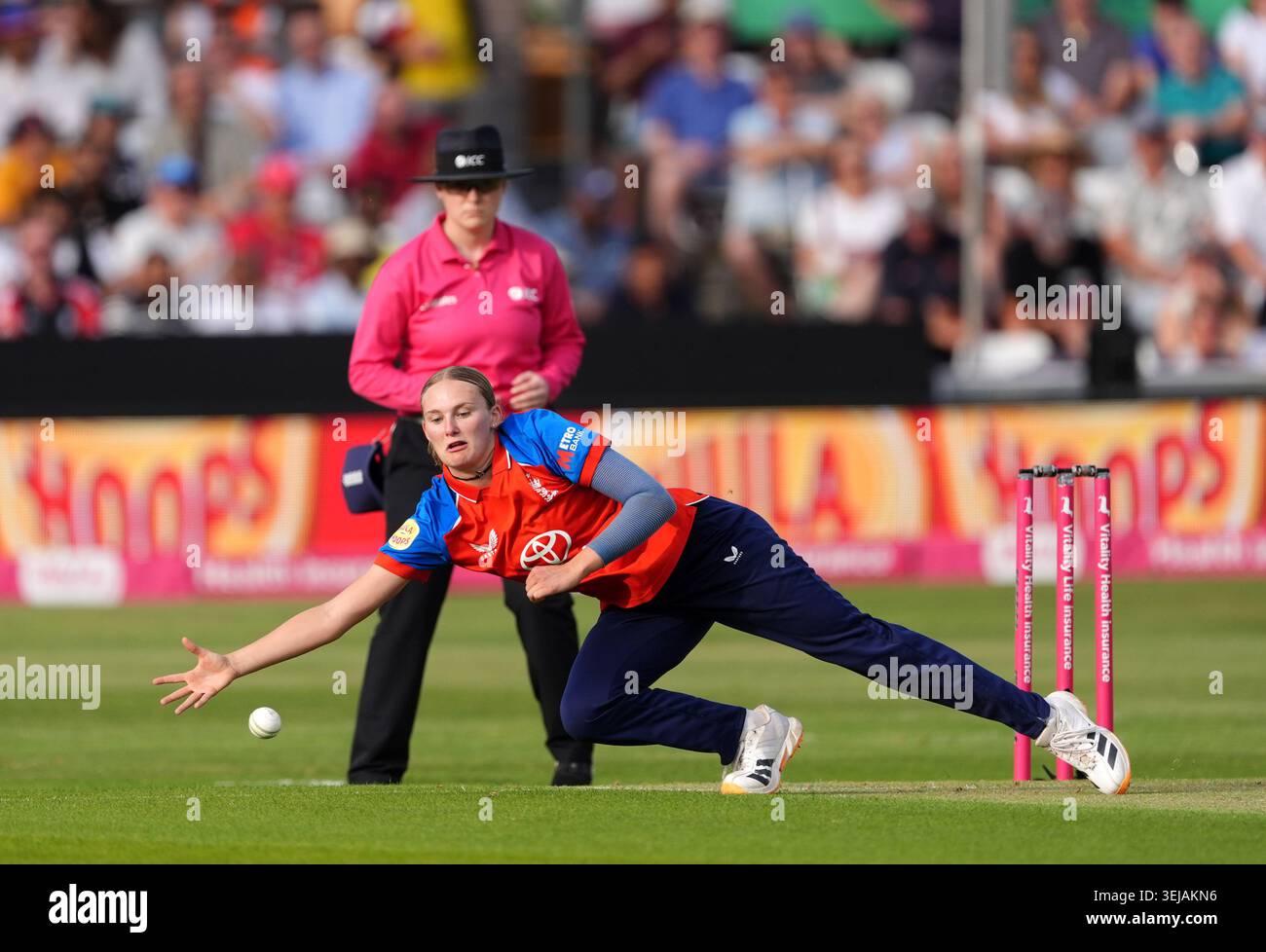 England's Tilly Corteen-Coleman in action during the first Vitality ...