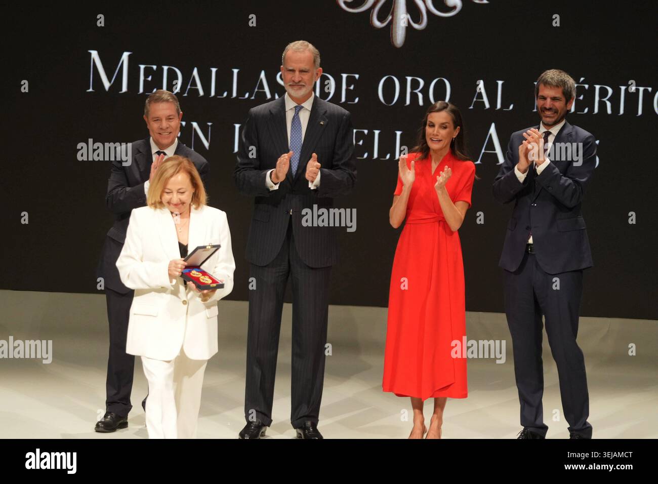 Spanish King Felipe VI and Queen Letizia during the delivery of gold ...