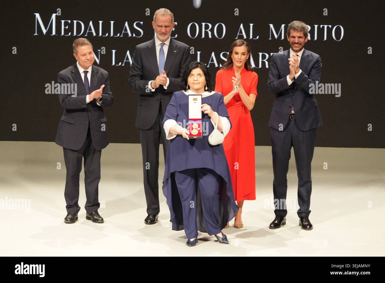 Spanish King Felipe VI and Queen Letizia during the delivery of gold ...