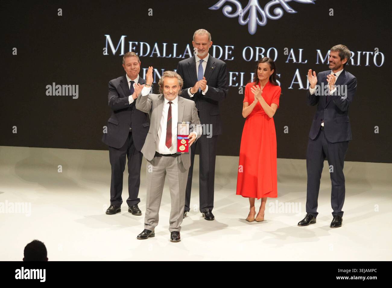 Spanish King Felipe VI and Queen Letizia during the delivery of gold ...