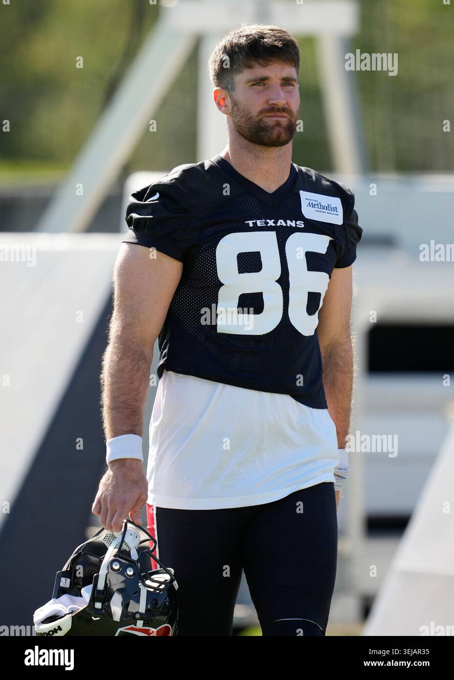 Houston Texans tight end Dalton Schultz arrives for the NFL football ...