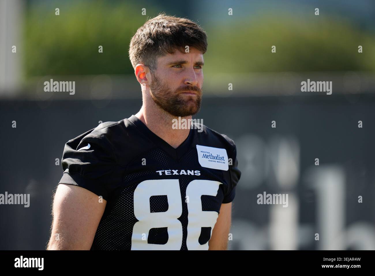 Houston Texans tight end Dalton Schultz arrives for the NFL football ...