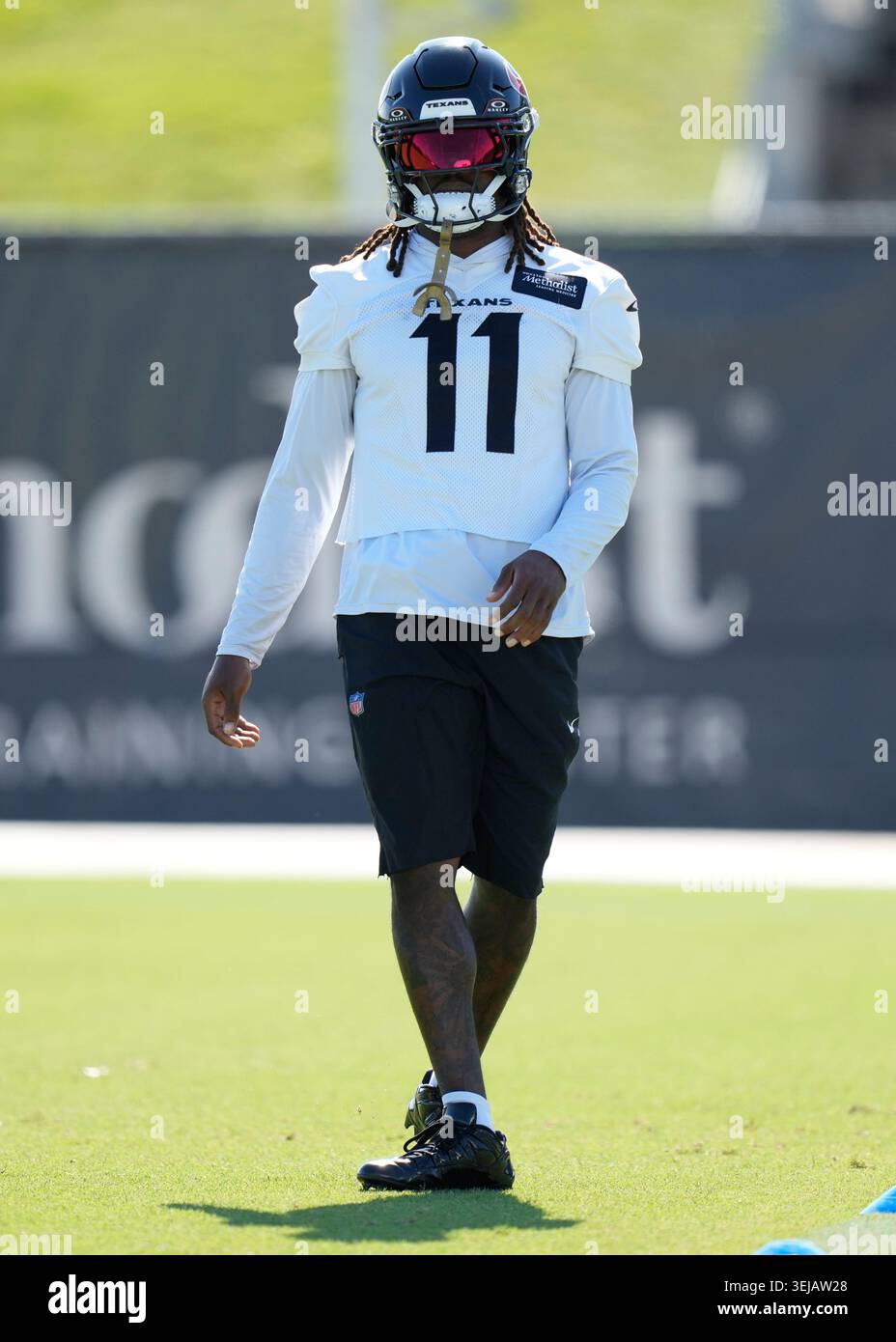 Houston Texans cornerback Tremon Smith arrives for the NFL football ...