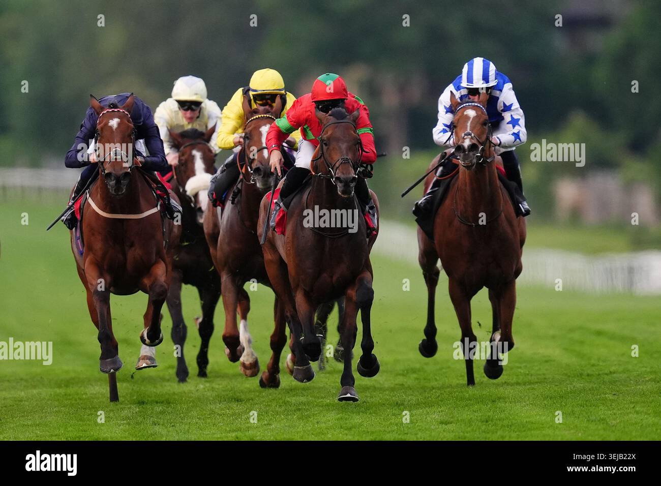 Boyfriend ridden by Pat Dobbs (centre) wins the starsports.bet Whitsun ...