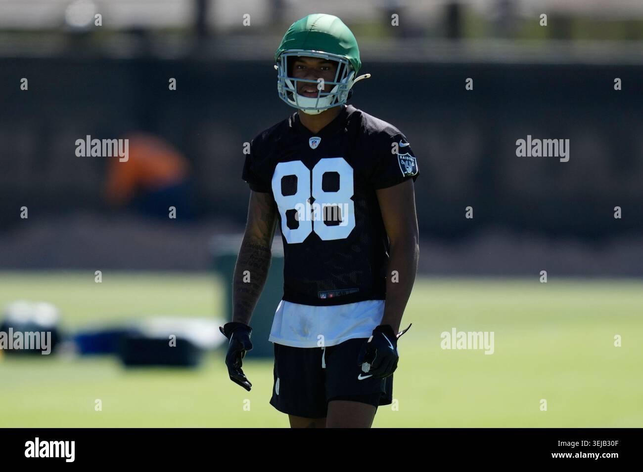 Las Vegas Raiders wide receiver E.J. Williams Jr. (88) takes part ...