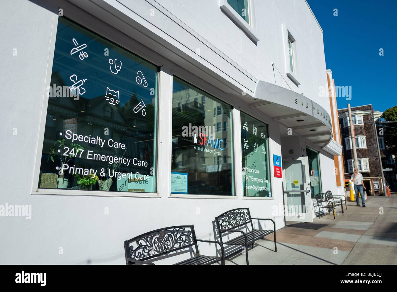 Facade of San Francisco Animal Medical Center, an urgent care ...