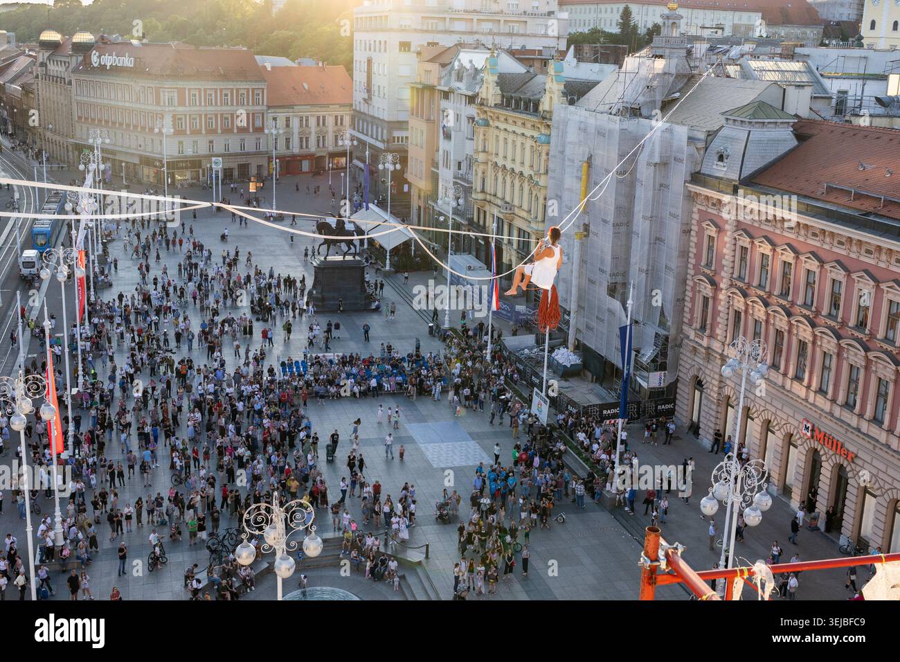 As part of the Cest is the best street festival, girl Antonia Gasparov ...