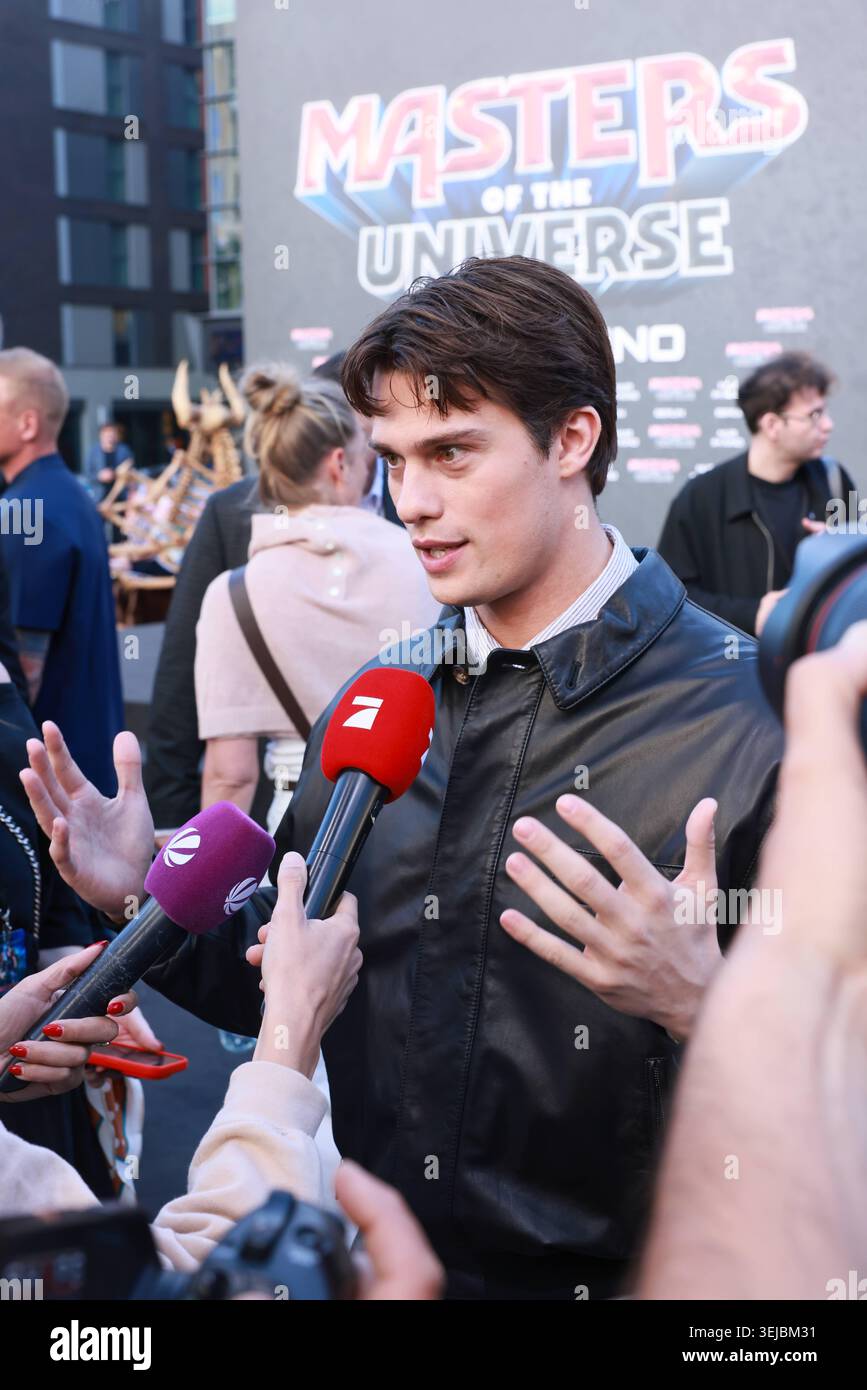 28.05.2026, Nicholas Galitzine zur Deutschlandpremiere von Masters of ...