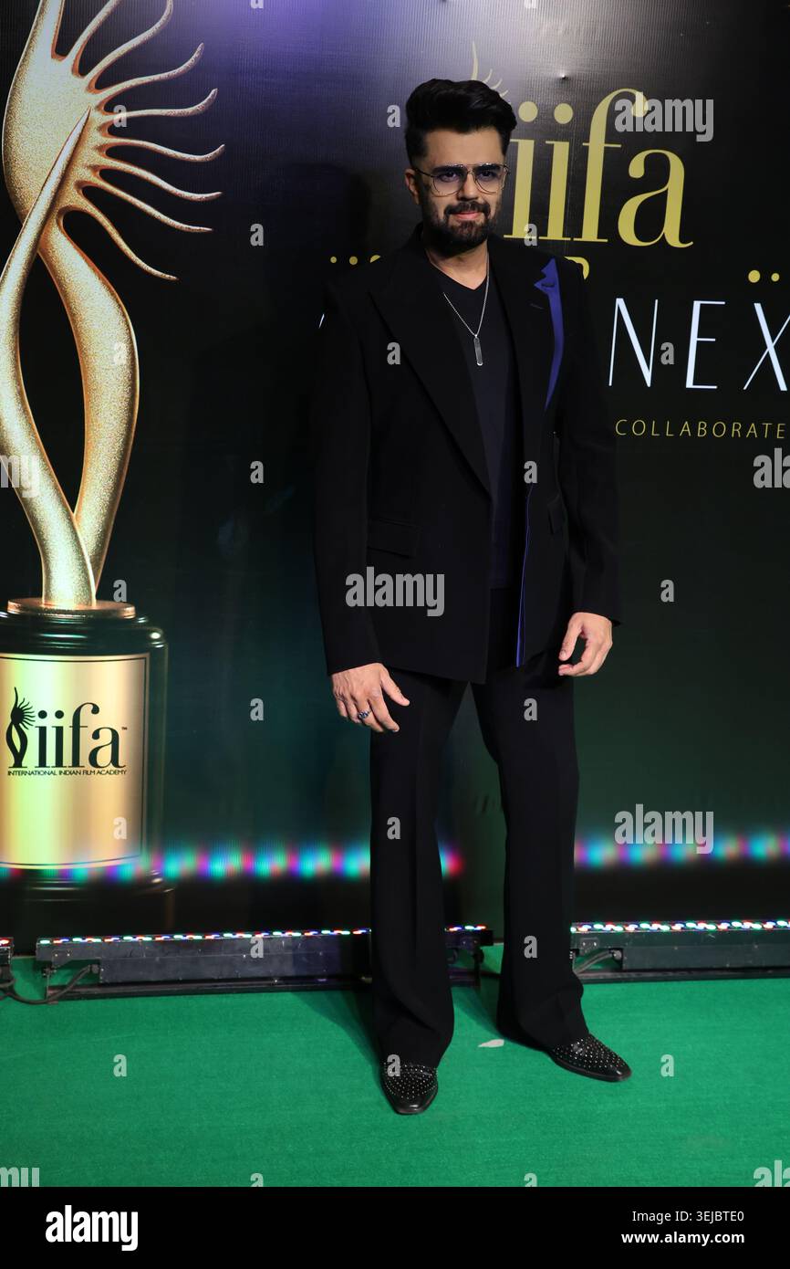 MUMBAI, INDIA - MAY 28: Manish Paul attends the IIFA Connex Green ...