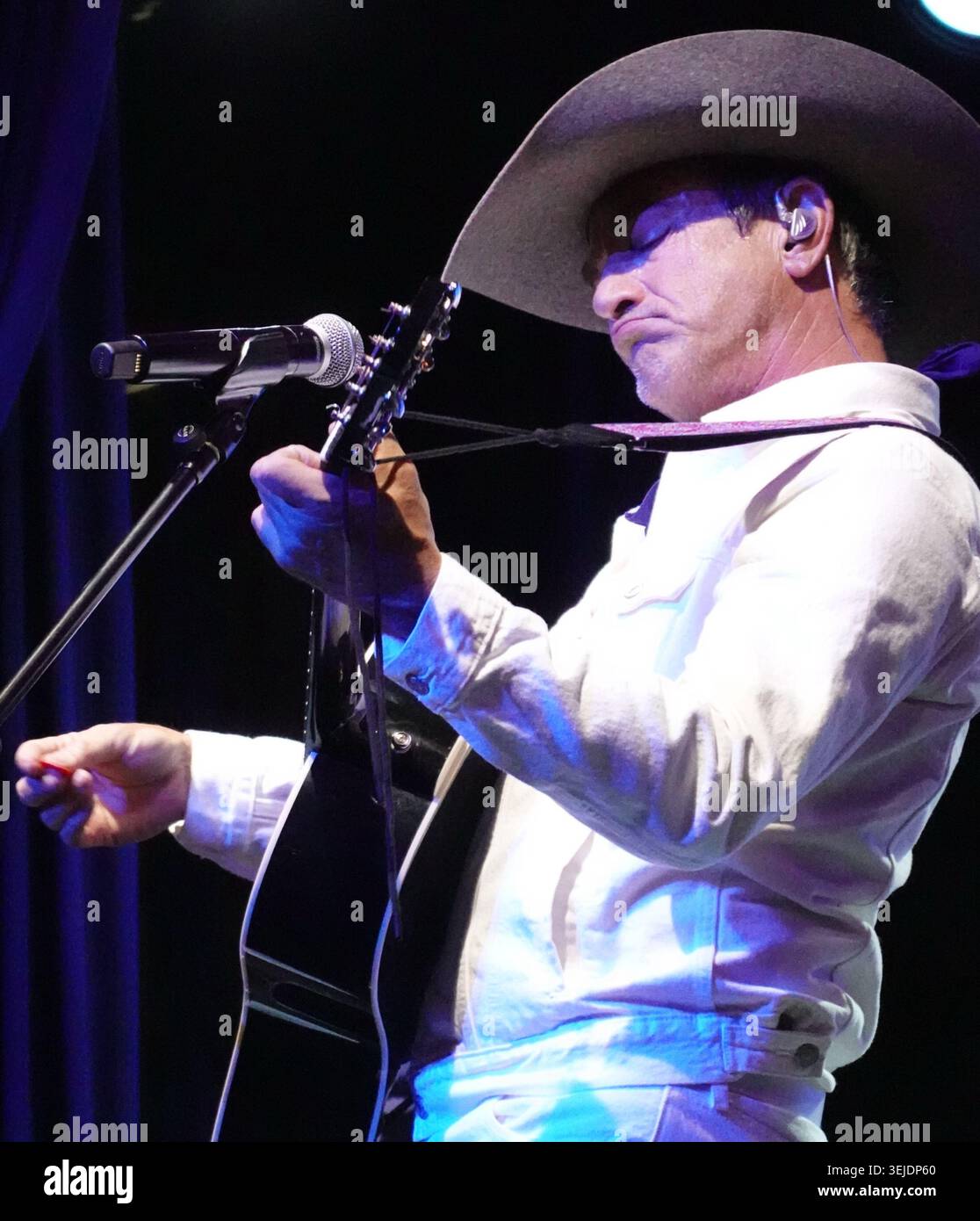 Jackrabbit featuring actor Dermot Mulroney performing in concert at ...