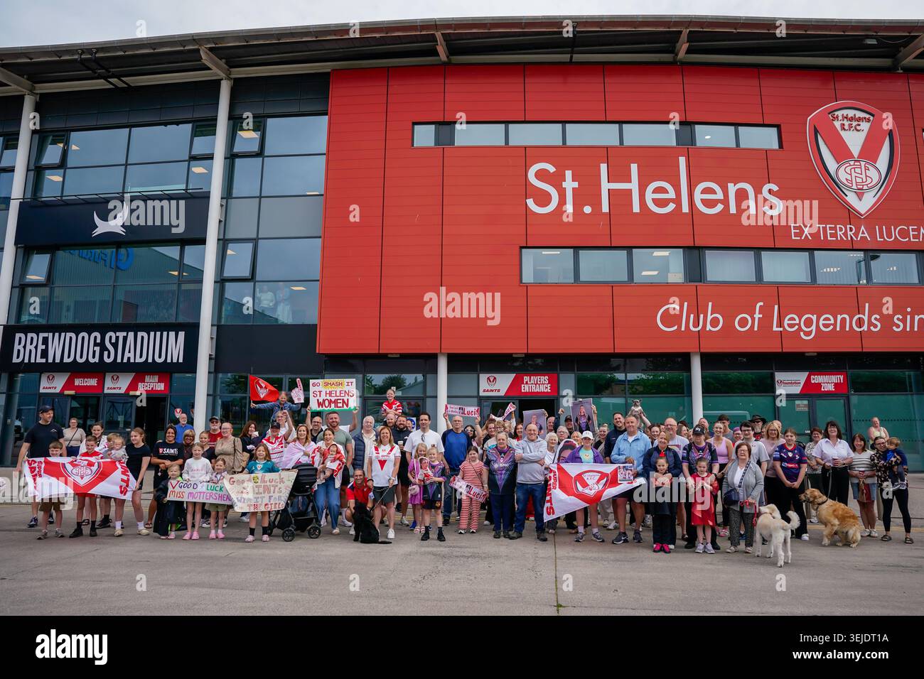 ST HELENS, ENGLAND - May 29: A group photo of the fans who come to show ...