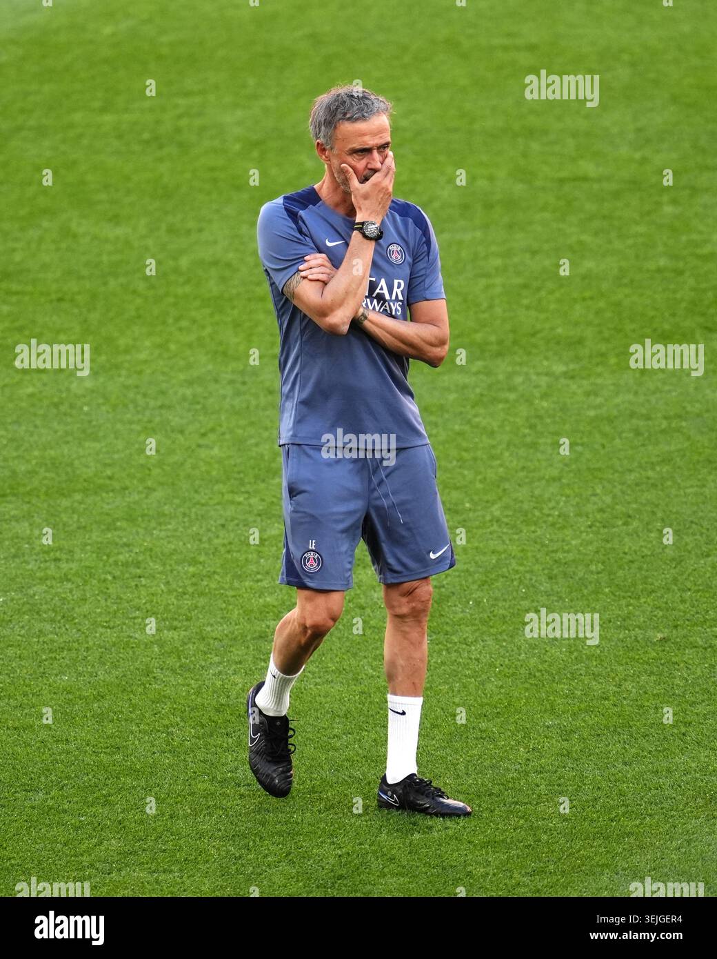 Paris Saint Germain manager Luis Enrique during a training session at ...
