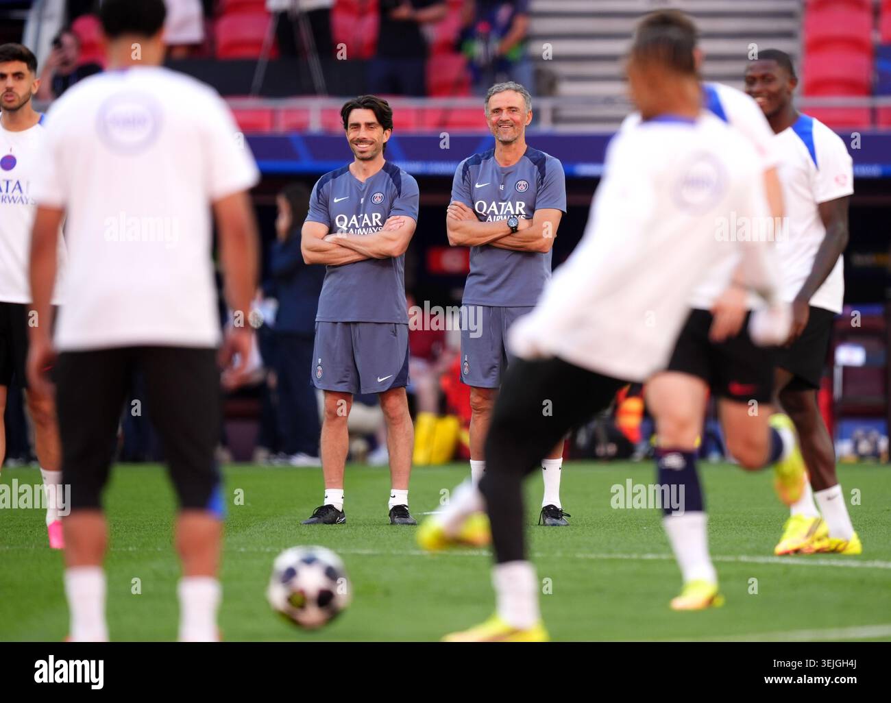 Paris Saint Germain assistant manager Rafel Pol and manager Luis ...