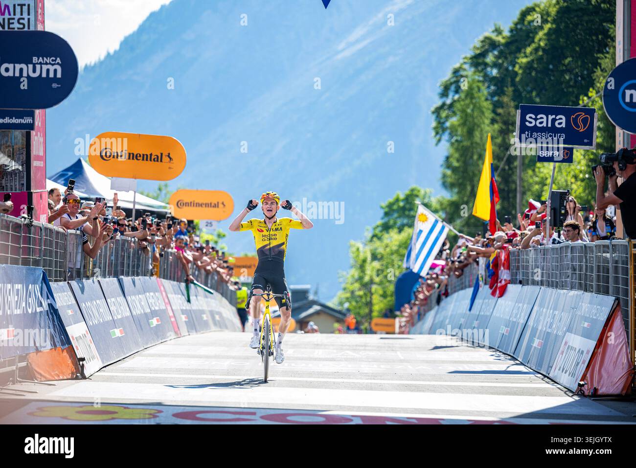 IPA85163891 - Sepp Kuss (USA) winning the stage - Giro D'Italia 2026 ...
