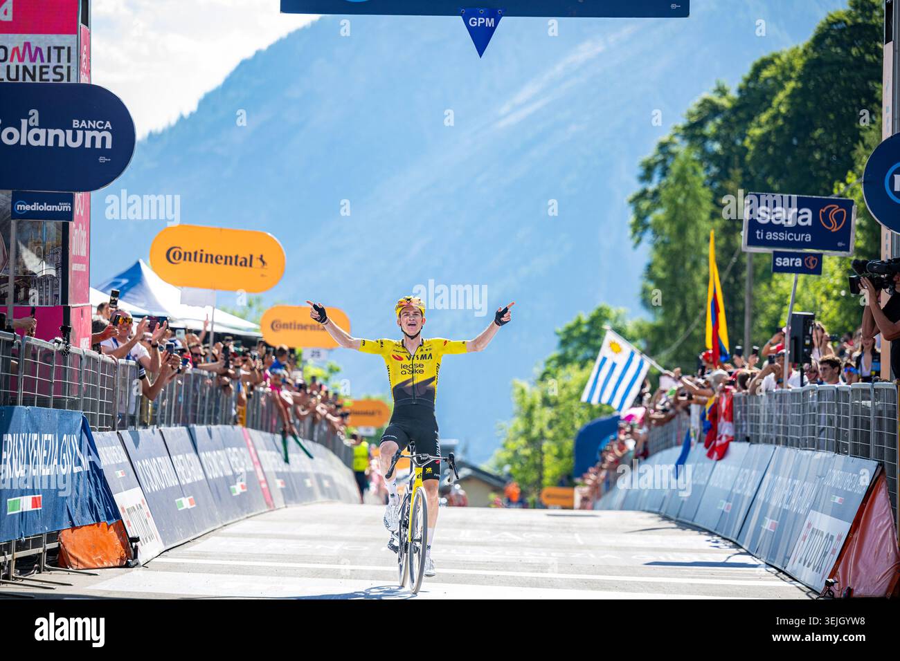 IPA85163888 - Sepp Kuss (USA) winning the stage - Giro D'Italia 2026 ...
