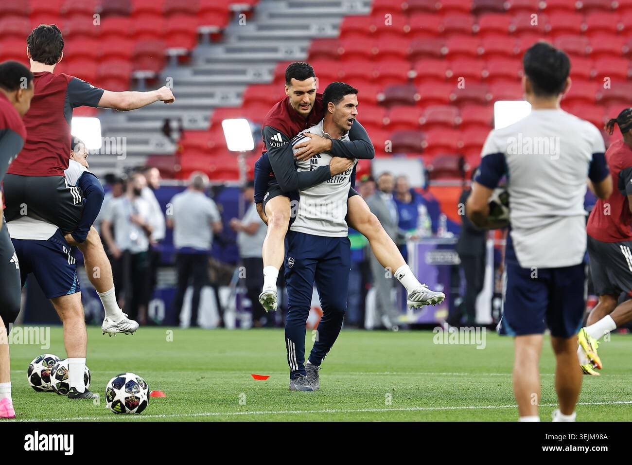 (L-R) Mikel Merino, Mikel Arteta (Arsenal), MAY 29, 2026 - Football ...