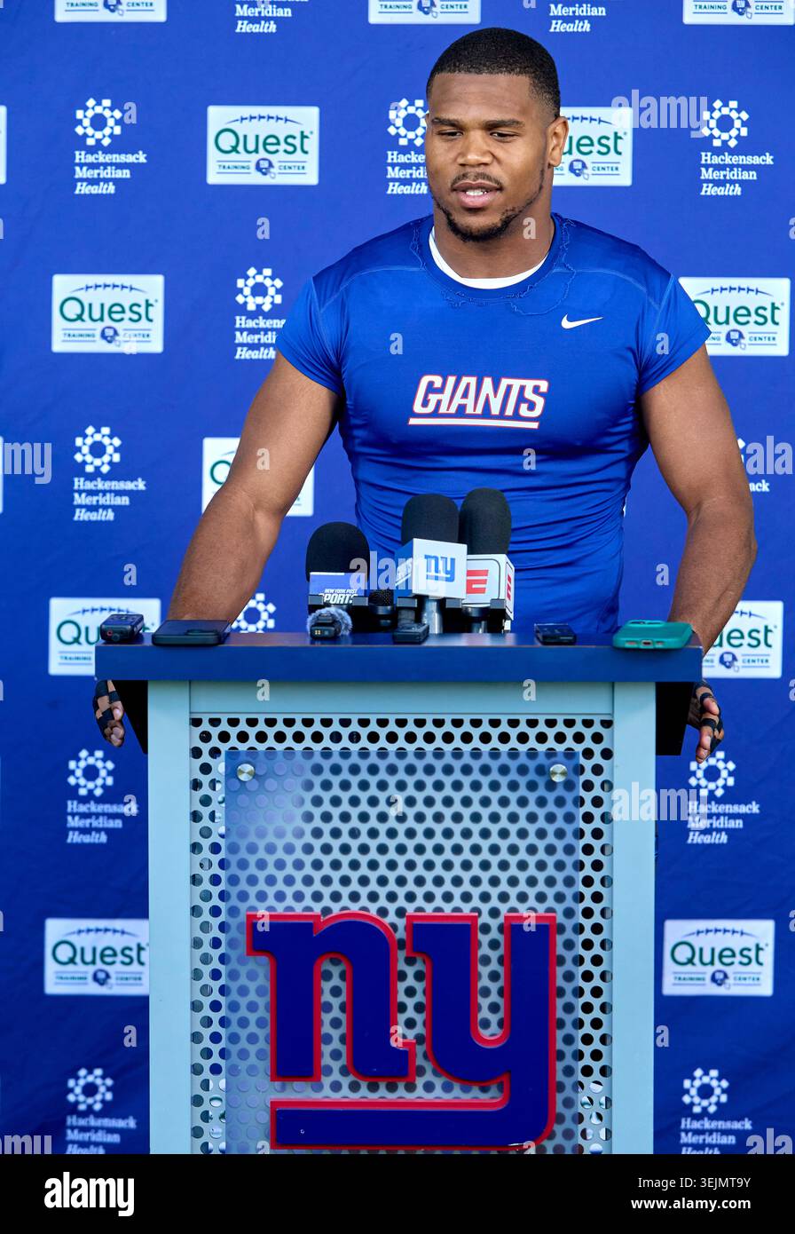 New York Giants linebacker Abdul Carter (3) address media during ...