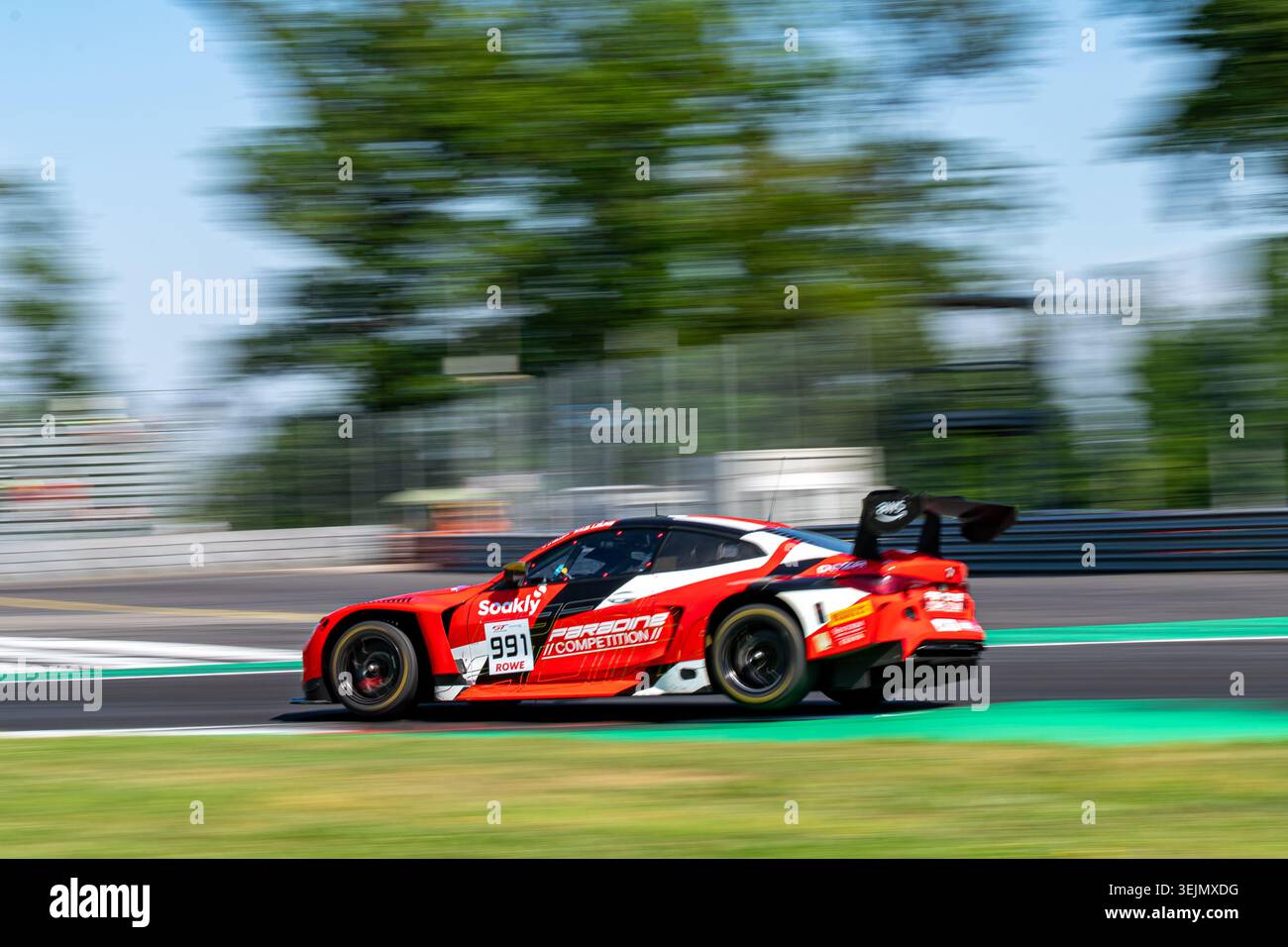 Robert DE HAAN, James KELLETT and Darren LEUNG driving the (#991) BMW ...