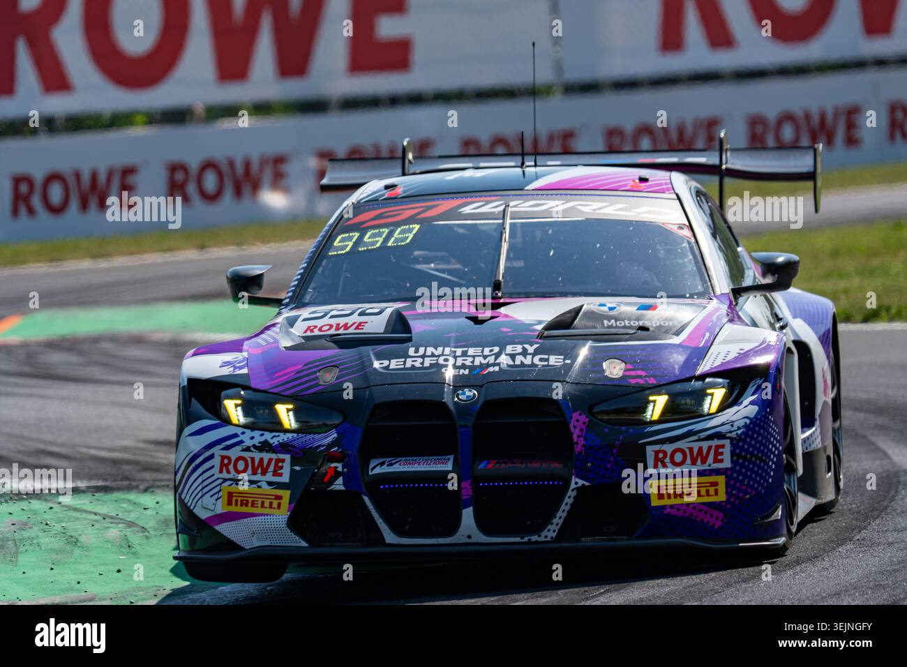IPA85171177 - Ugo DE WILDE, Tim TRAMNITZ and Jens KLINGMANN driving the ...