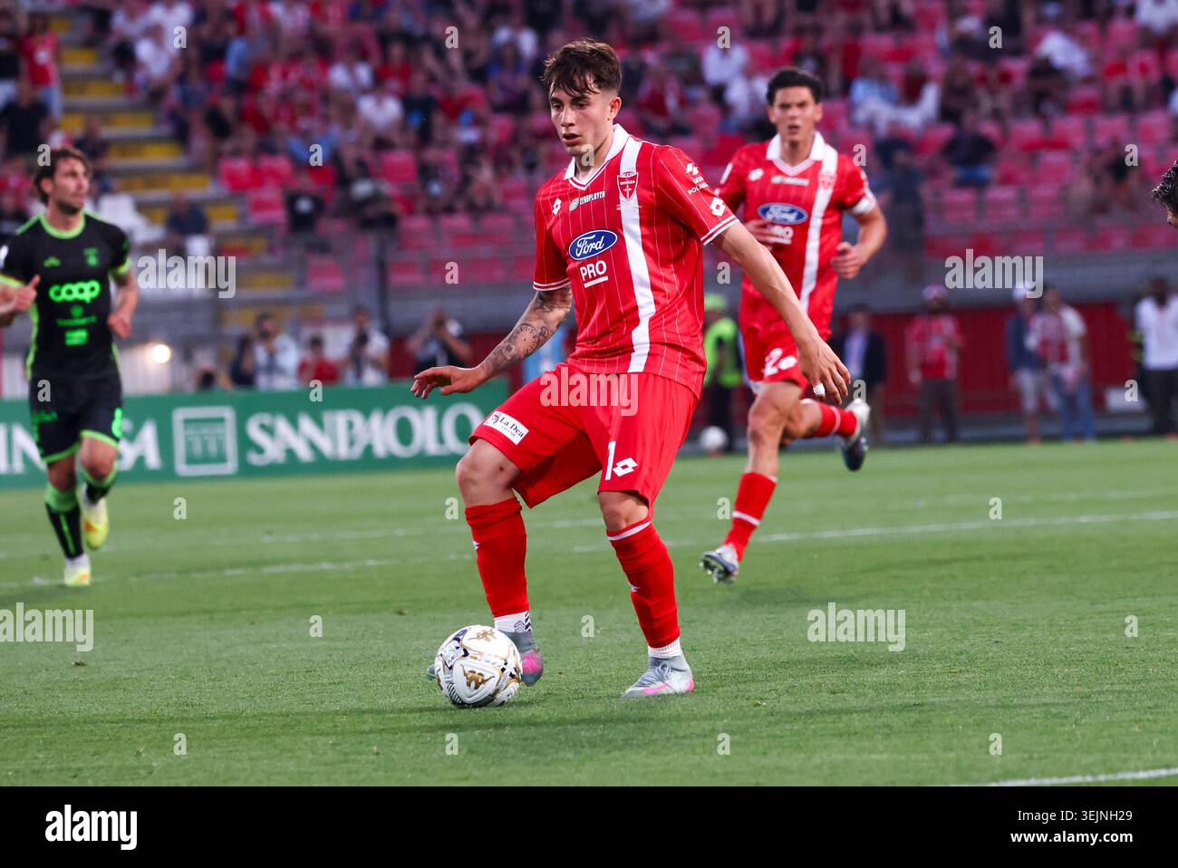 Leonardo Colombo in action during the Serie B match between AC Monza ...
