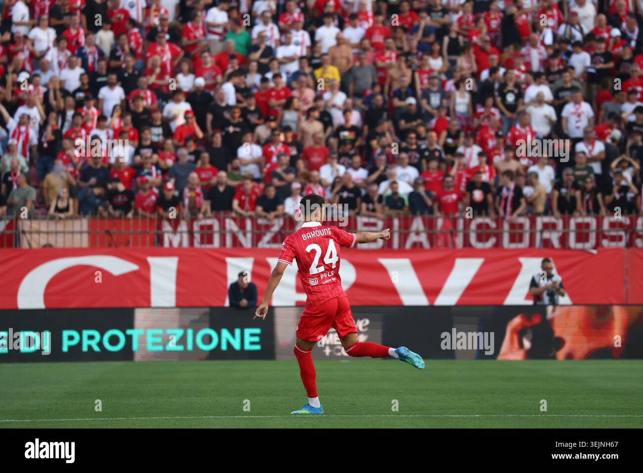 Adam Bakoune in action during the Serie B match between AC Monza and ...