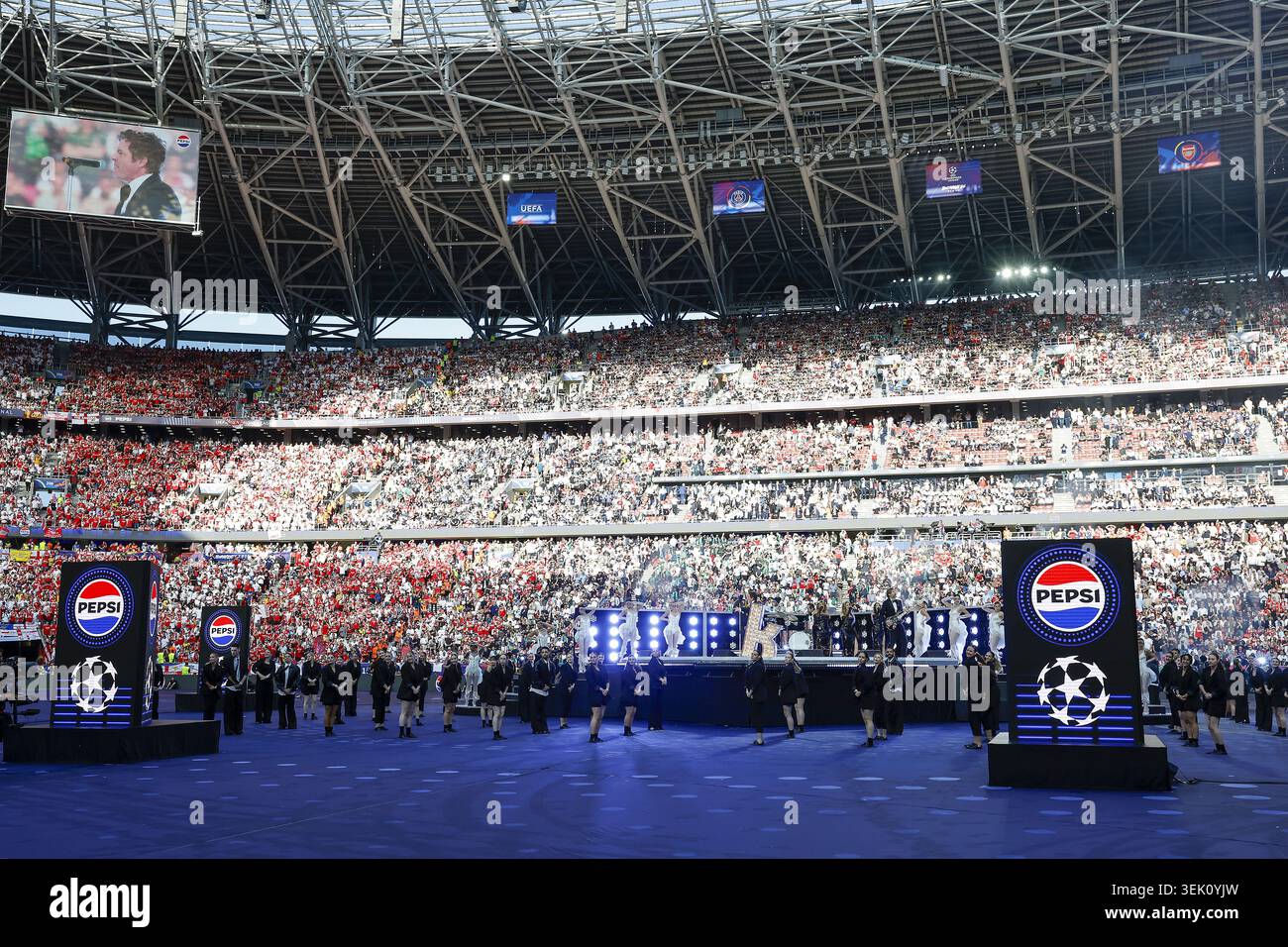 BUDAPEST - The Killers to headline the Final Kick Off Show by Pepsi ...