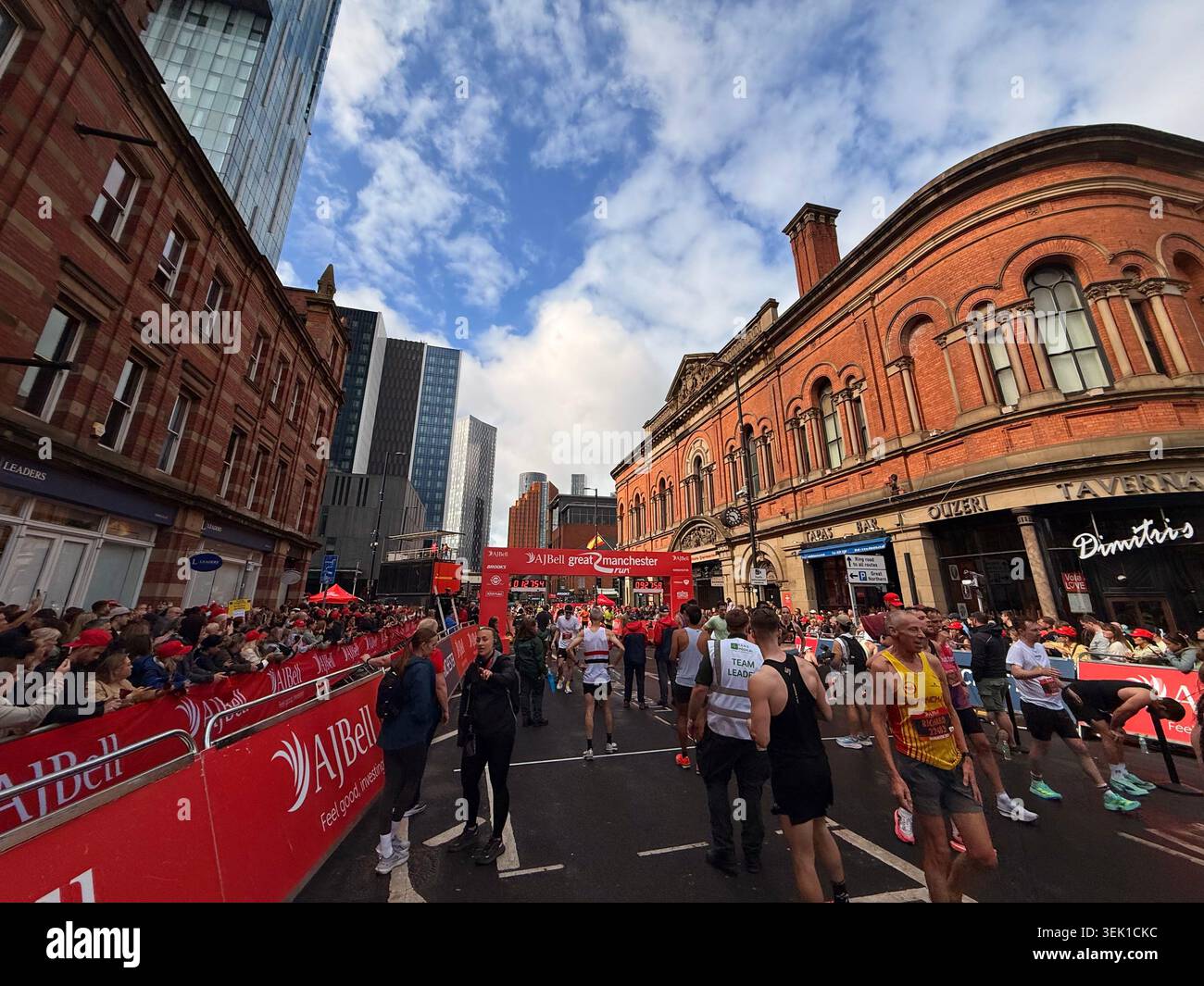 Aj bell great manchester run 10k 2026 hi-res stock photography and ...