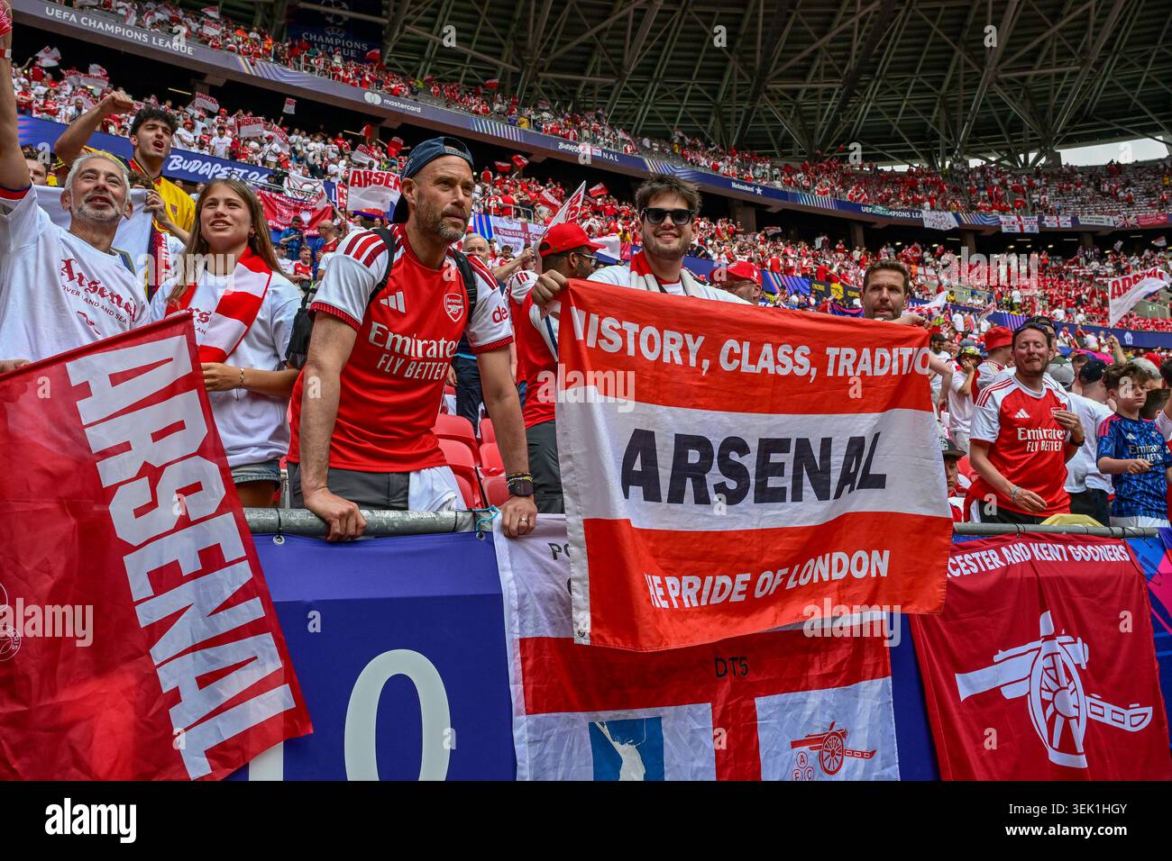 Budapest, Hungary. 30th, May 2026. Football fans of Arsenal seen on the ...