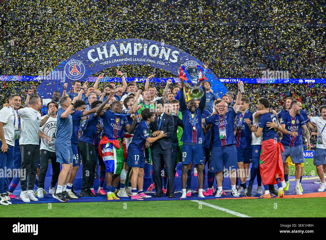 Budapest, Hungary. 30th, May 2026. Ousmane Dembele (10) and the players ...