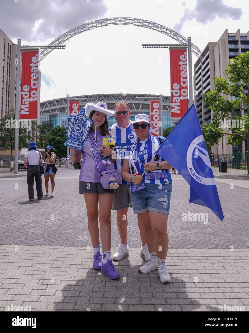 Brighton fans wembley hi-res stock photography and images - Alamy