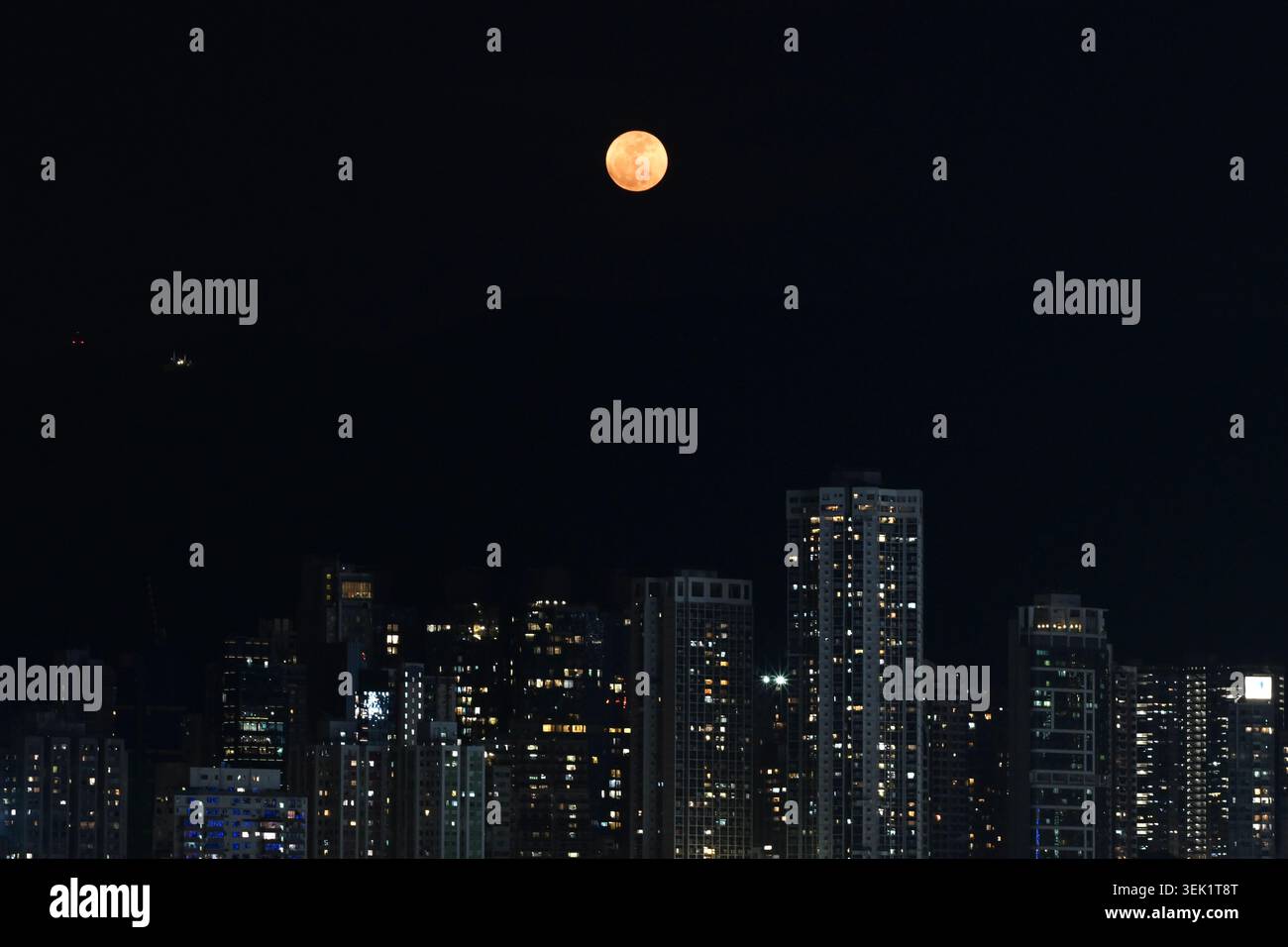 A Bule Moon in the sky in Hong Kong, May 31, 2026. NEXPHER/Kobe Li ...
