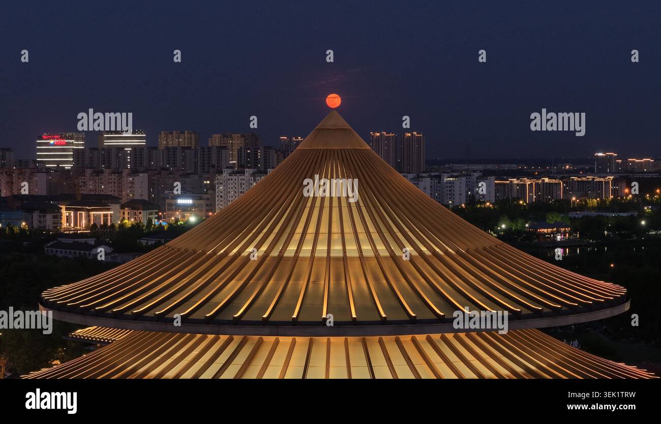 The Blue Moon illuminates the Grand Canal Tower in Yangzhou, east China ...