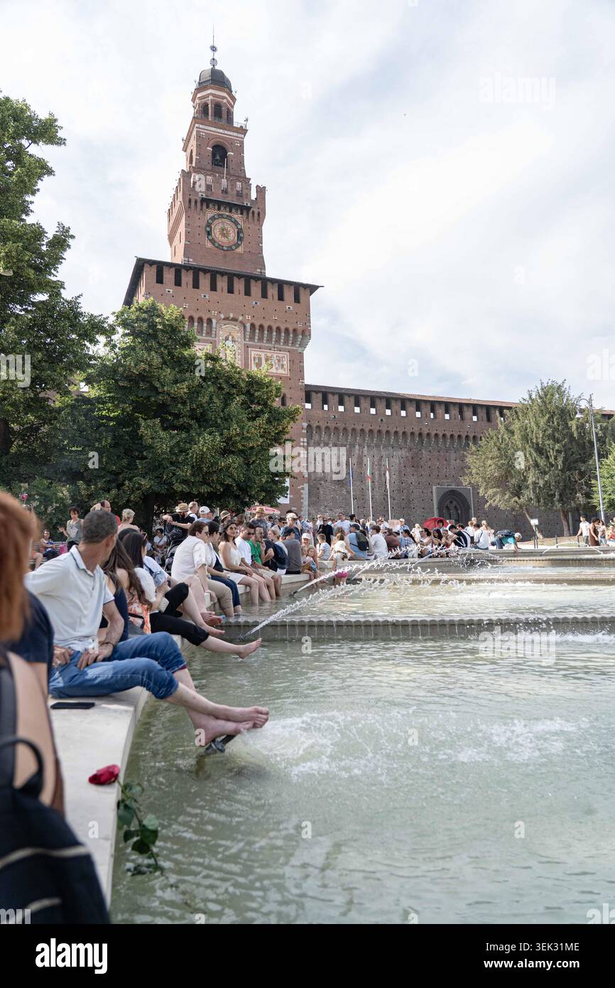 IPA85217179 - Milan, 31/05/26, tourists, good weather and hot weather ...