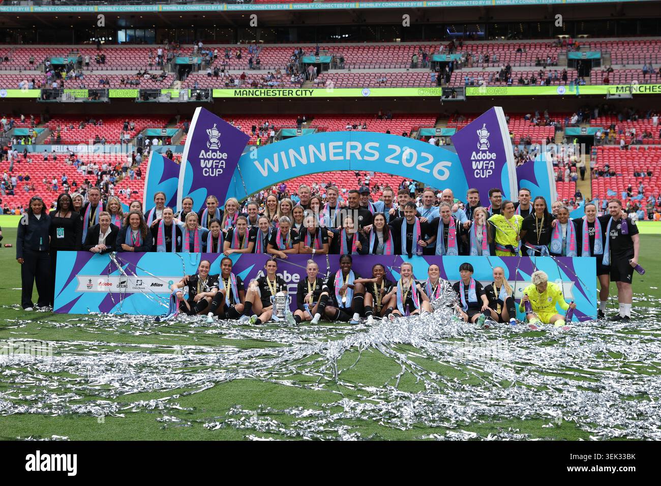 Manchester City pose after lifting the trophy in the Adobe Women's FA ...