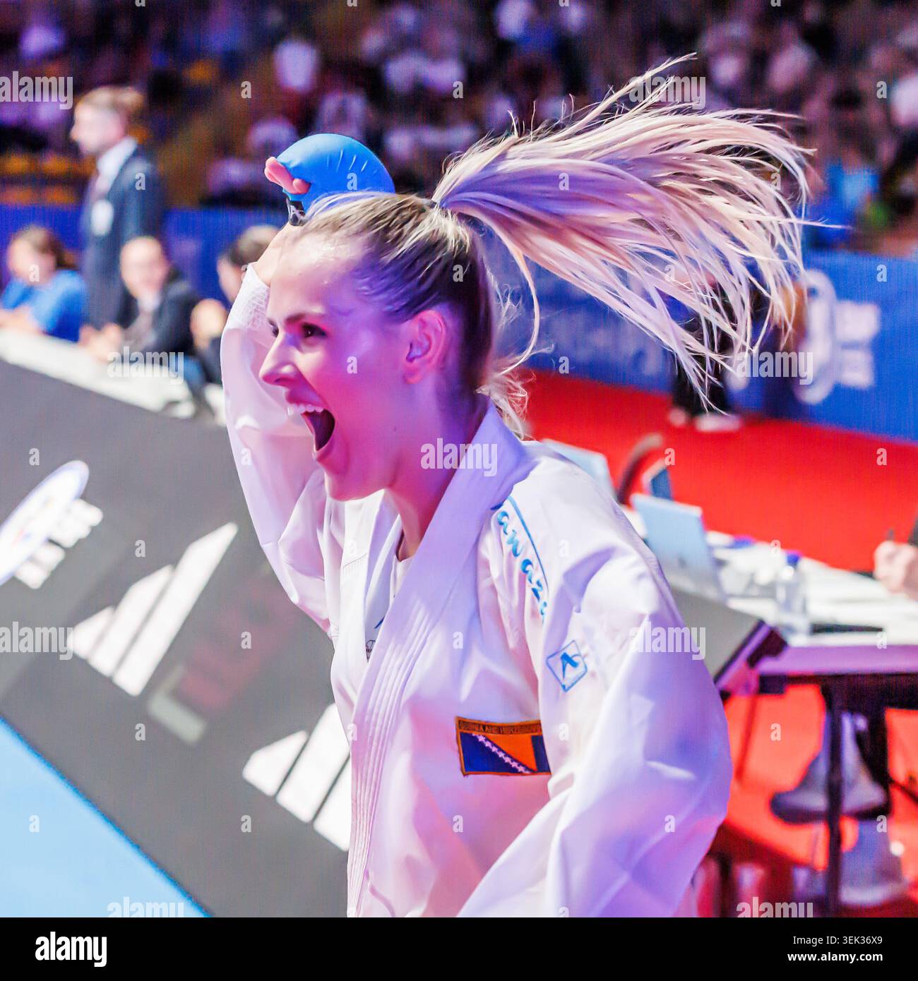 Bronze competition Kumite women -55; Nejra Sipovic (BIH, blue ...