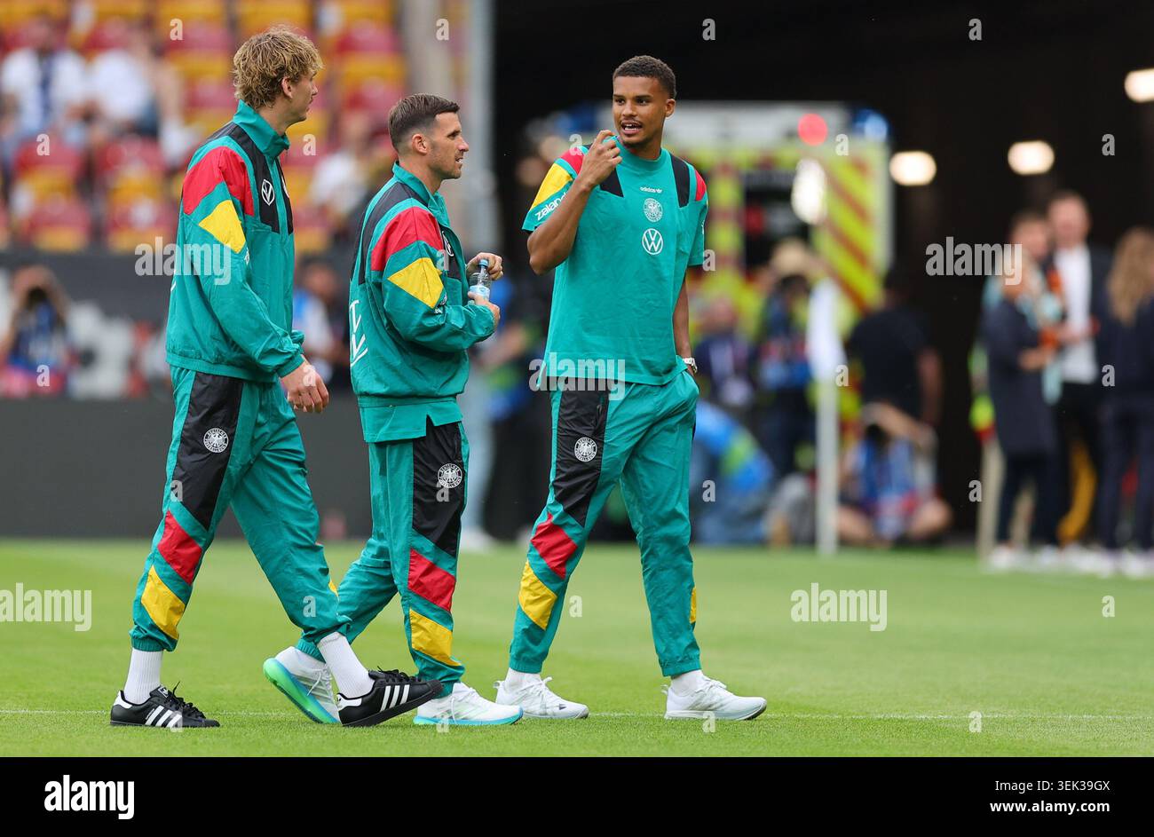 from left: Nick Woltemade, Pascal Gross, Malick Thiaw (Germany) Mainz ...
