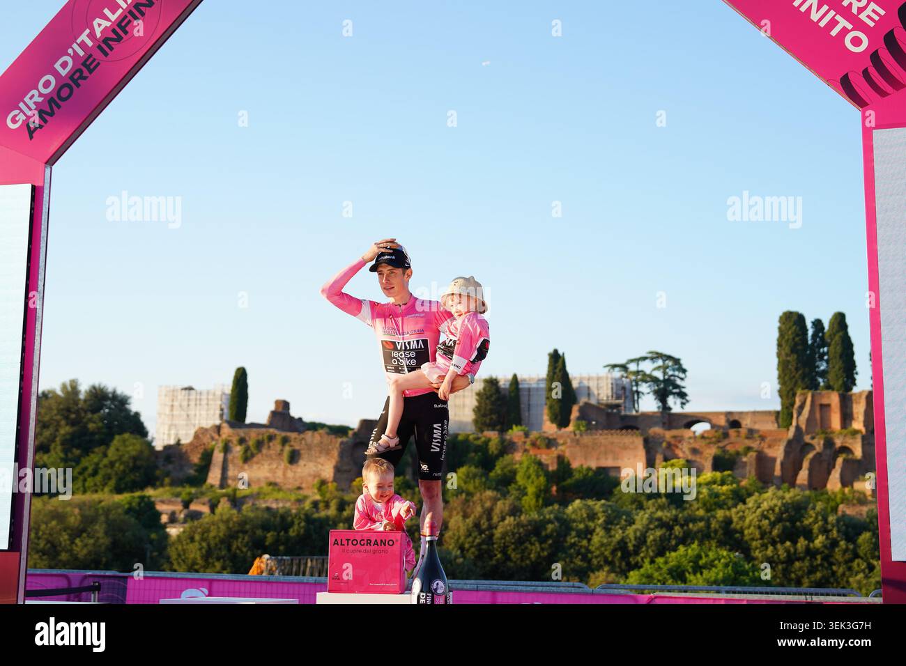 IPA85221443 - VINGEGAARD Jonas (TEAM VISMA LEASE A BIKE) wins the Giro ...