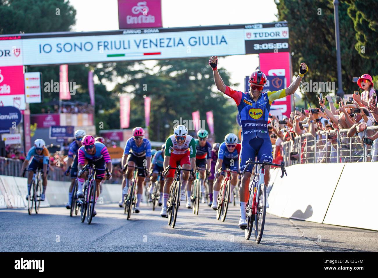 IPA85221445 - MILAN Jonathan (LIDL-TREK) wins the Stage 21 of Giro d ...