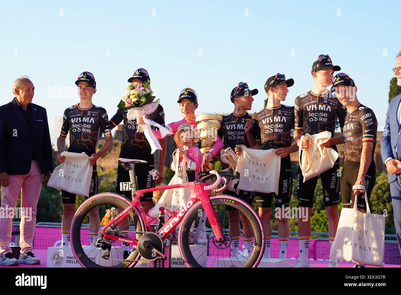 IPA85221439 - VINGEGAARD Jonas (TEAM VISMA LEASE A BIKE) wins the Giro ...