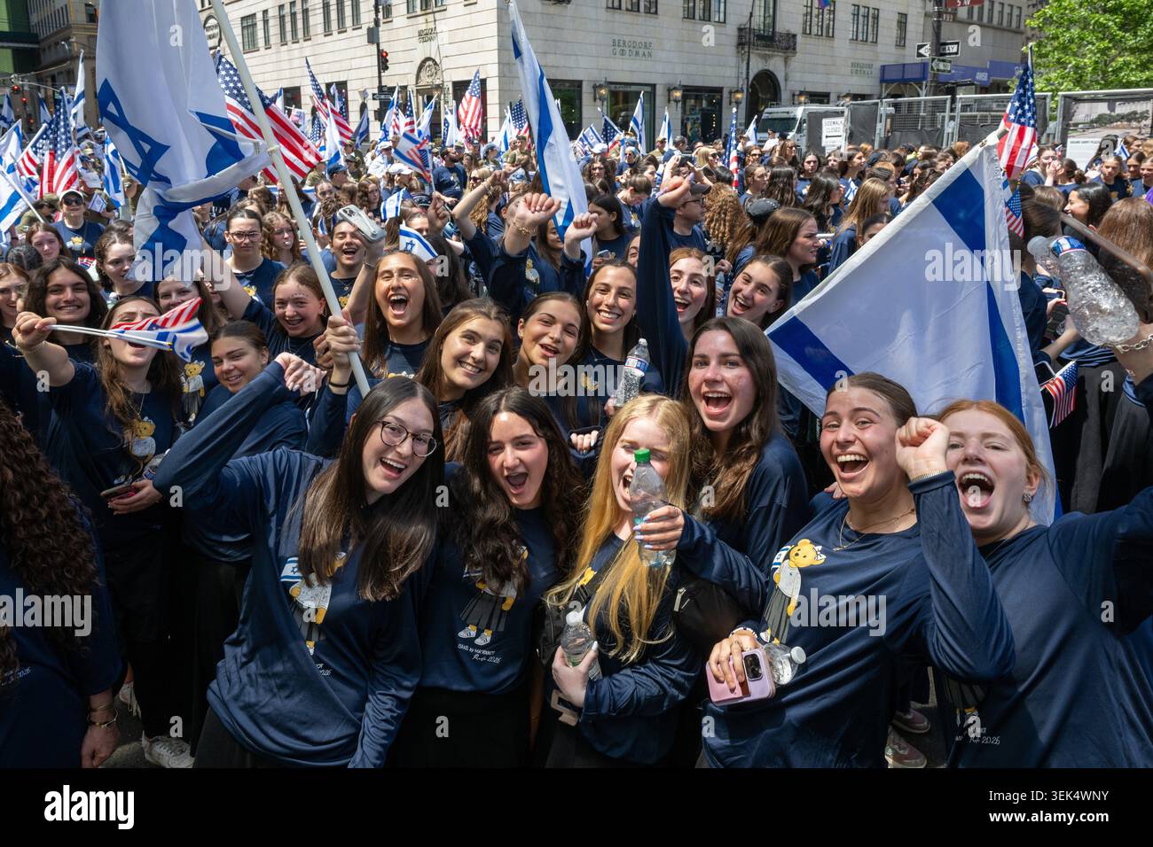 Photo by: NDZ/STAR MAX/IPx 2026 5/31/26 People march in the Israel Day ...