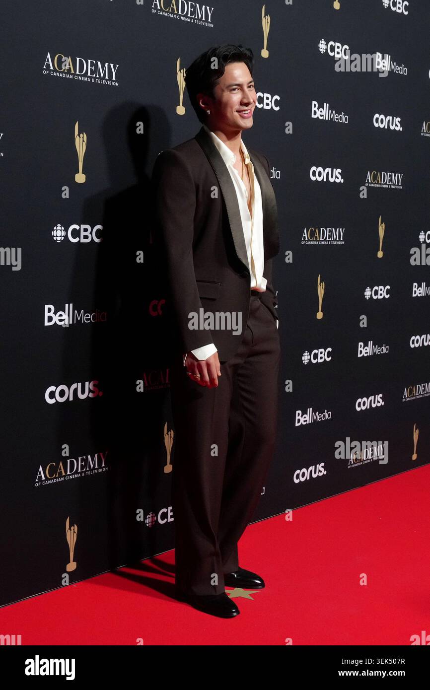 Hudson Williams walks the red carpet at The Canadian Screen Awards in ...