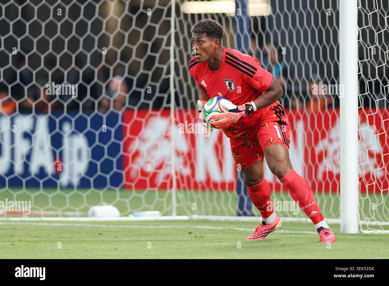 Zion Suzuki (JPN), MAY 31, 2026 - Football / Soccer : KIRIN Challenge ...