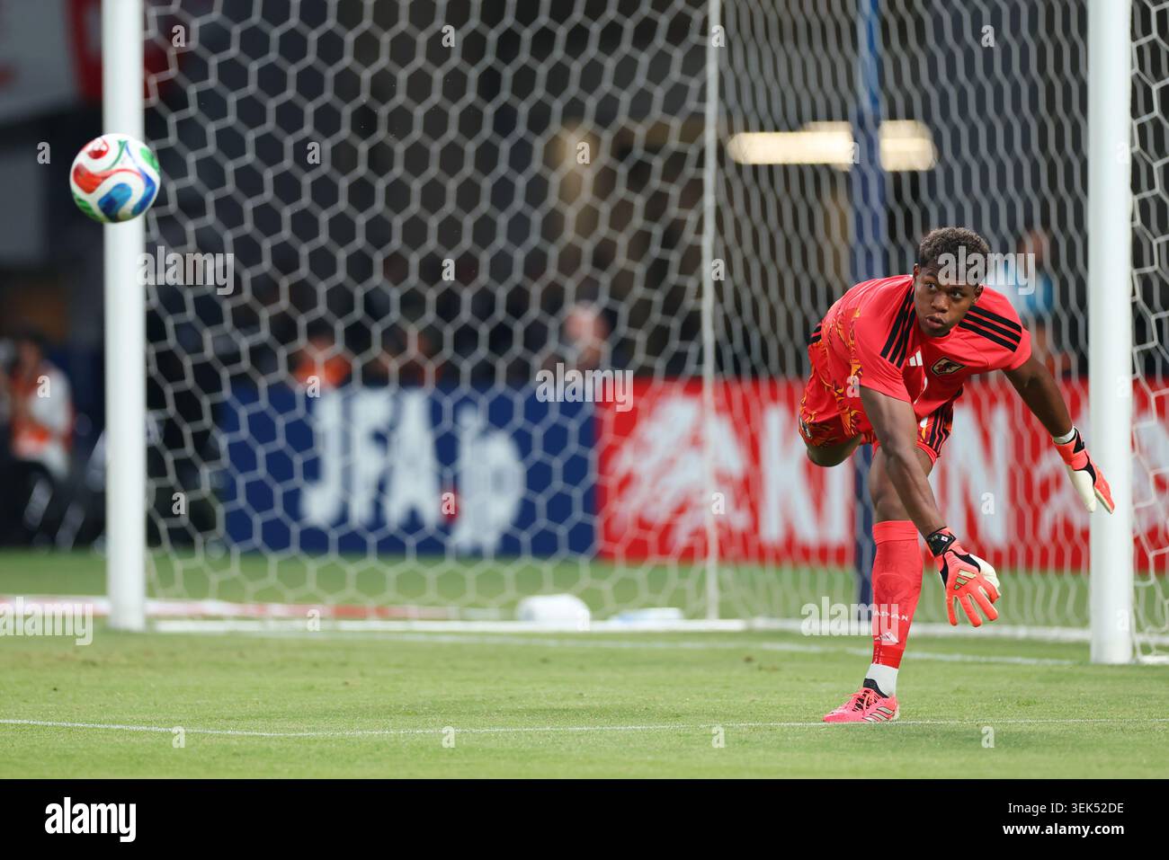 Zion Suzuki (JPN), MAY 31, 2026 - Football / Soccer : KIRIN Challenge ...