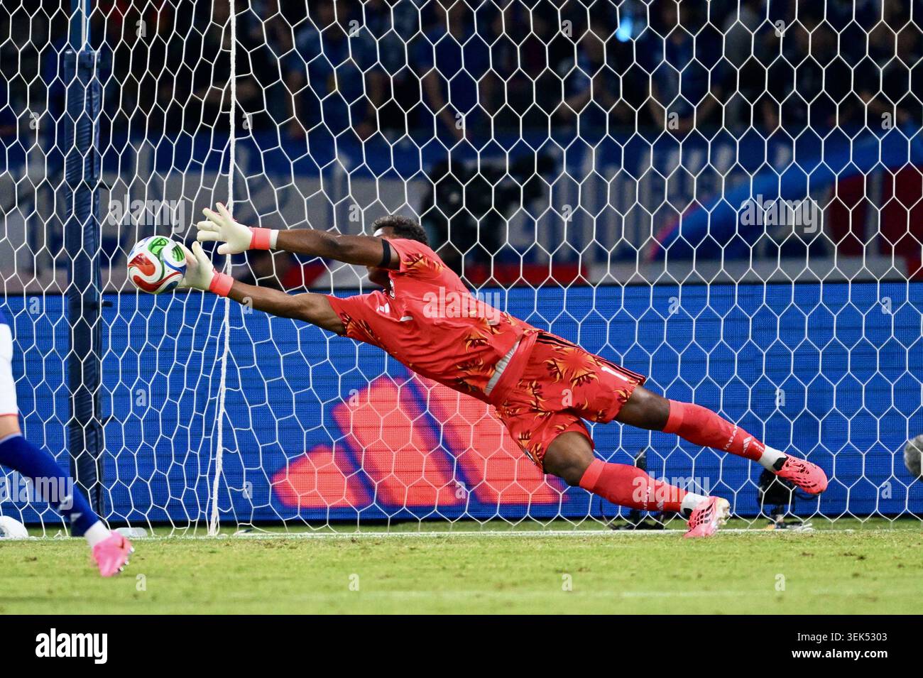 Zion Suzuki (JPN), MAY 31, 2026 - Football / Soccer : KIRIN Challenge ...