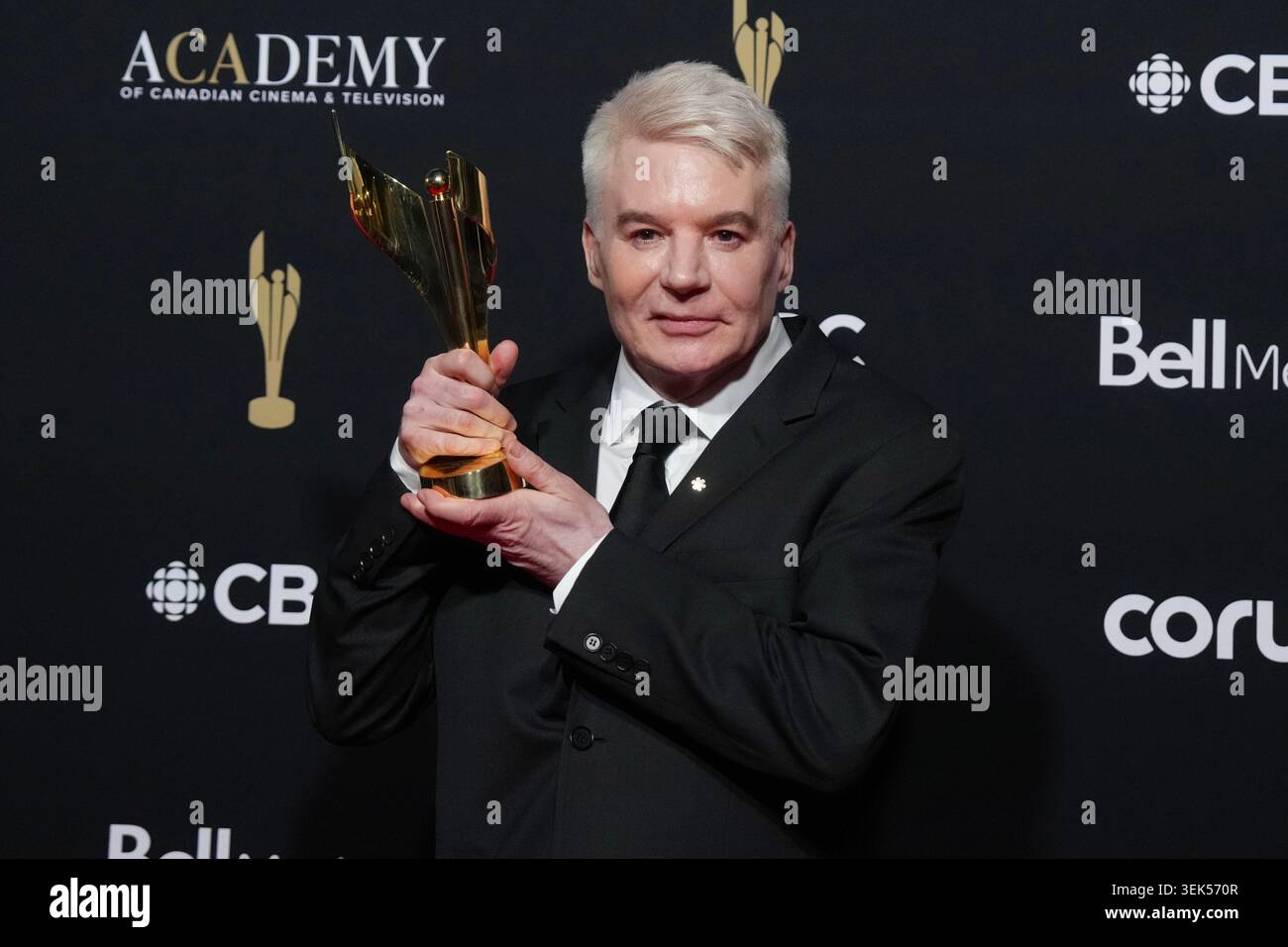 Mike Myers holds the Icon Award at The Canadian Screen Awards in ...
