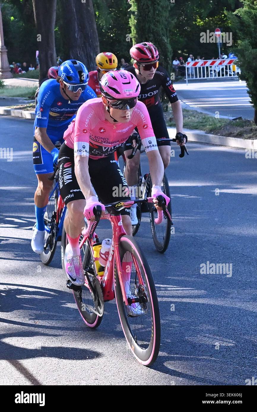 Jonas Vingegaard (DEN) dressing the "Maglia Rosa" of Team Visma | Lease ...