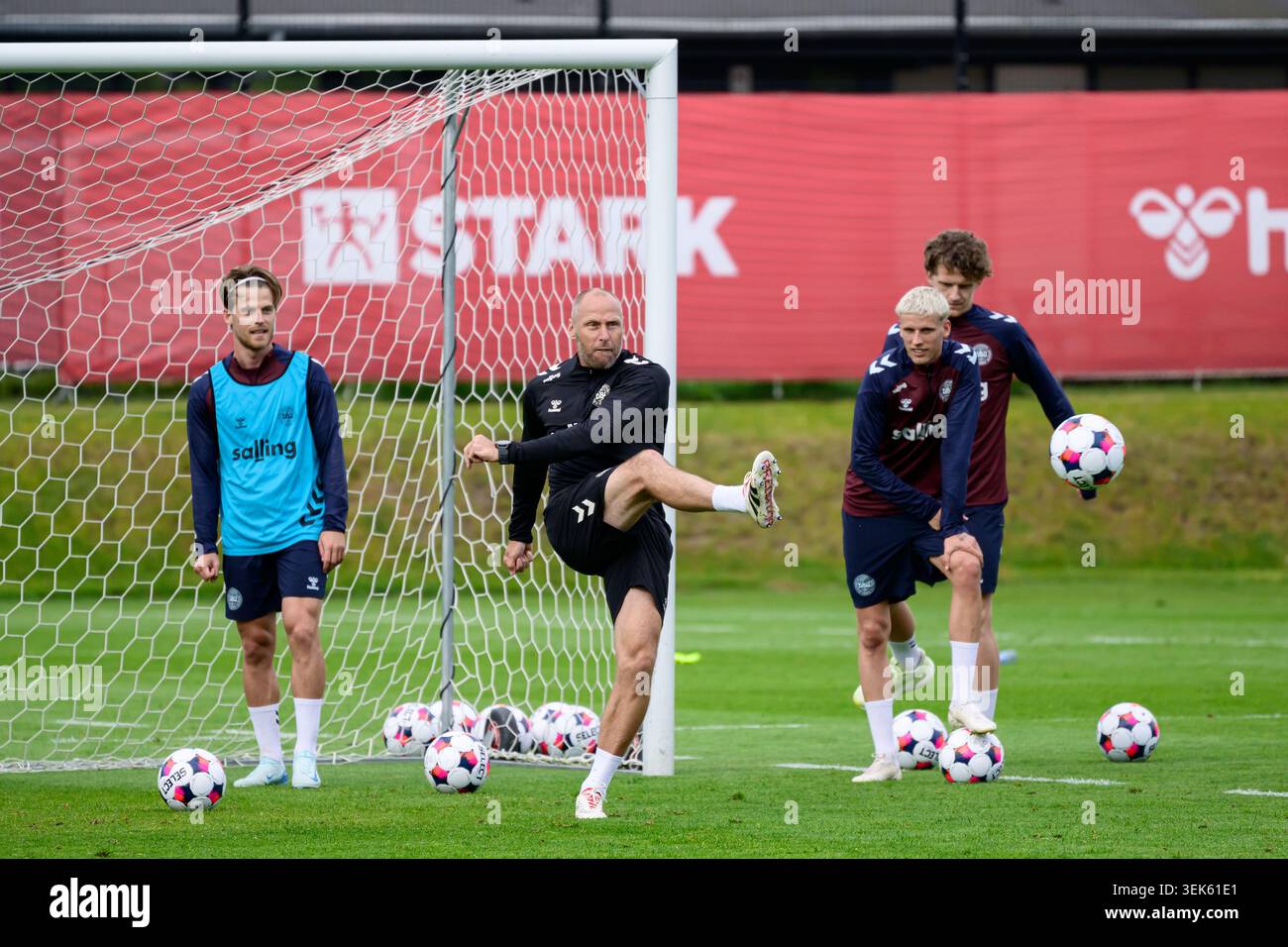 Helsingor, Denmark. 31st. May, 2026. Goalkeeper coach Kim Christensen ...