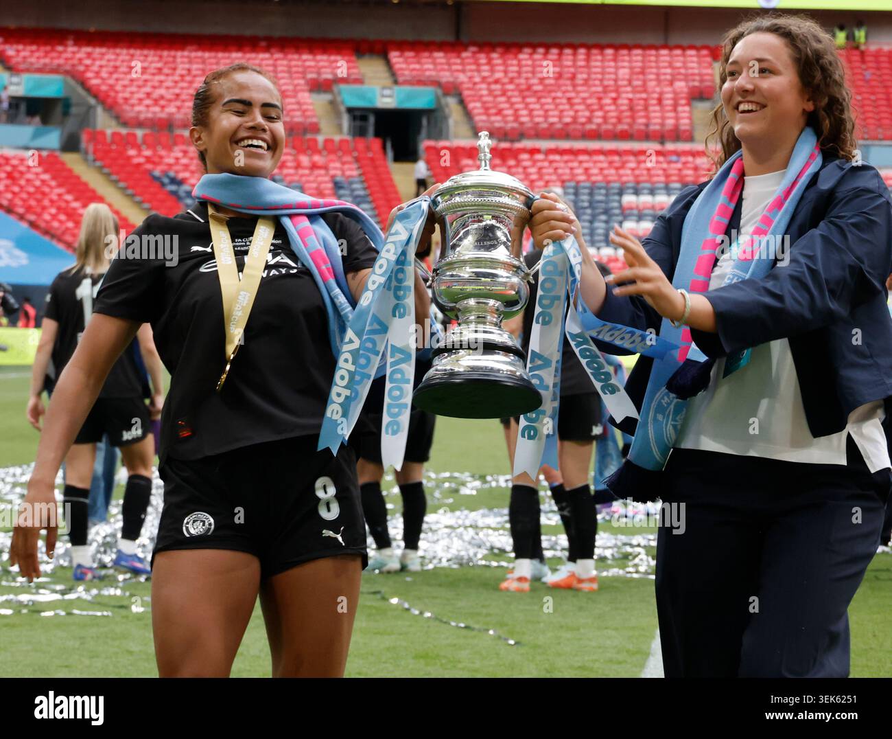LONDON, ENGLAND - LEFT Mary Fowler of Manchester City WFC with Trophy ...