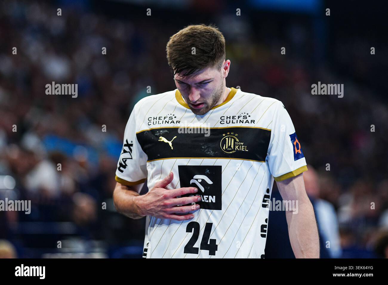 Lukas Zerbe (THW Kiel, #24) GER, Montpellier Handball vs. THW Kiel ...